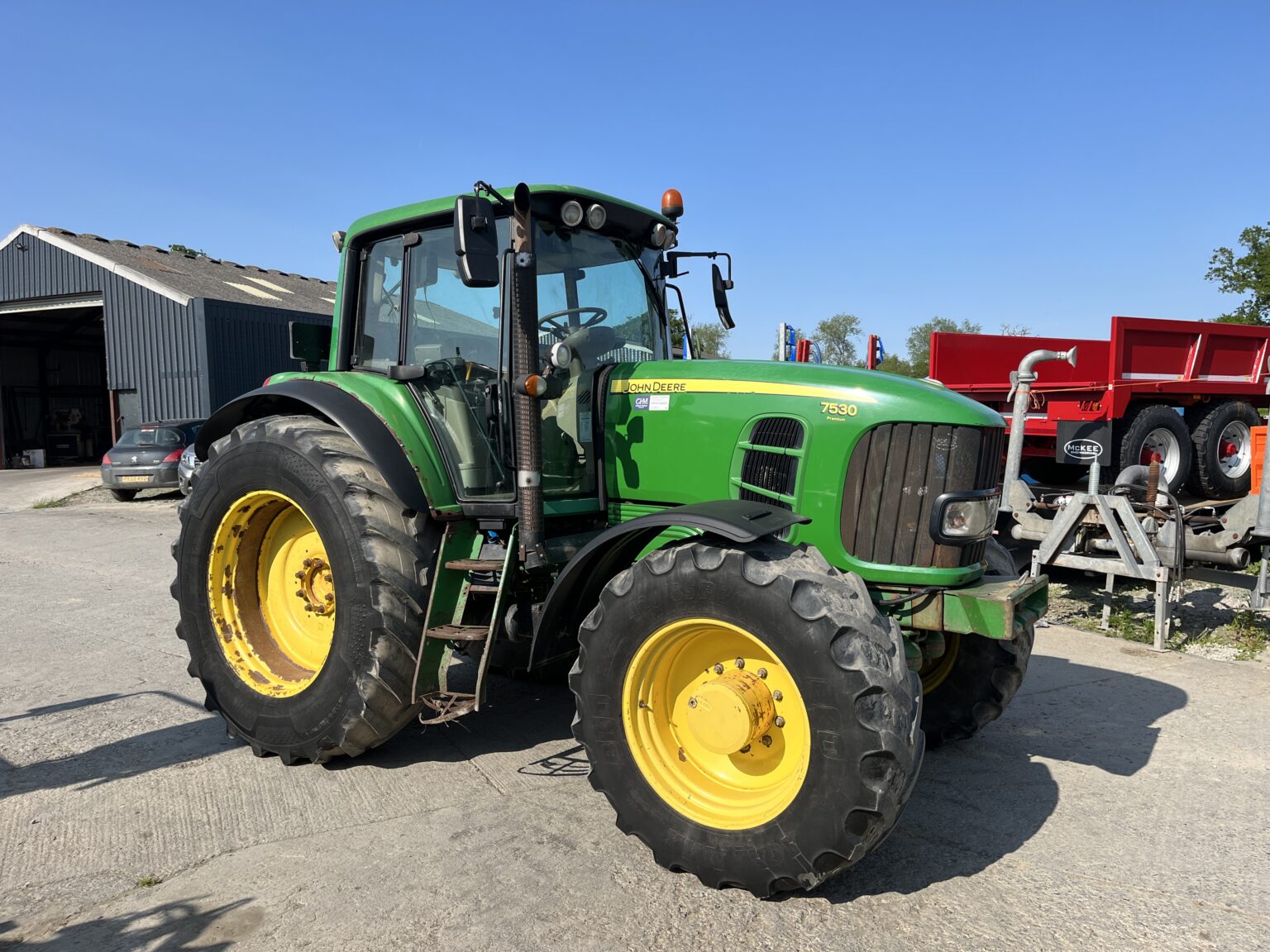 JOHN DEERE 7530 Tractor - CHM - Callum Hughes Machinery